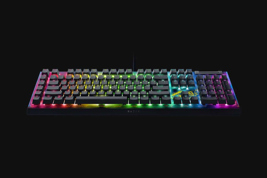 RAZER BlackWidow V4 X (Yellow Switch) - Fortnite Ed. Keyboard | Mind Tech