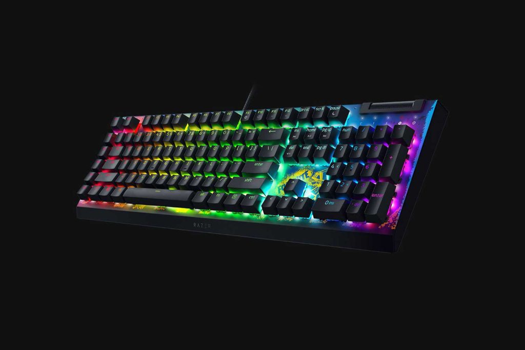 RAZER BlackWidow V4 X (Yellow Switch) - Fortnite Ed. Keyboard | Mind Tech